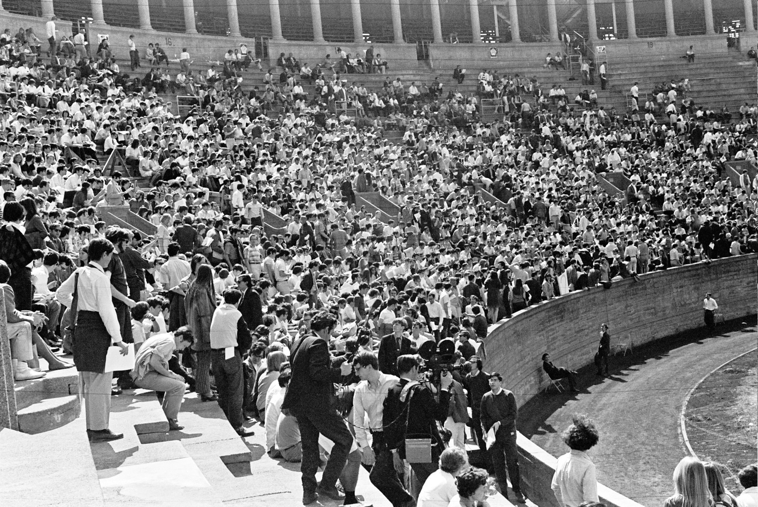 Harvard's Communist Uprising, 50 Years Later: That takeover and bust ...